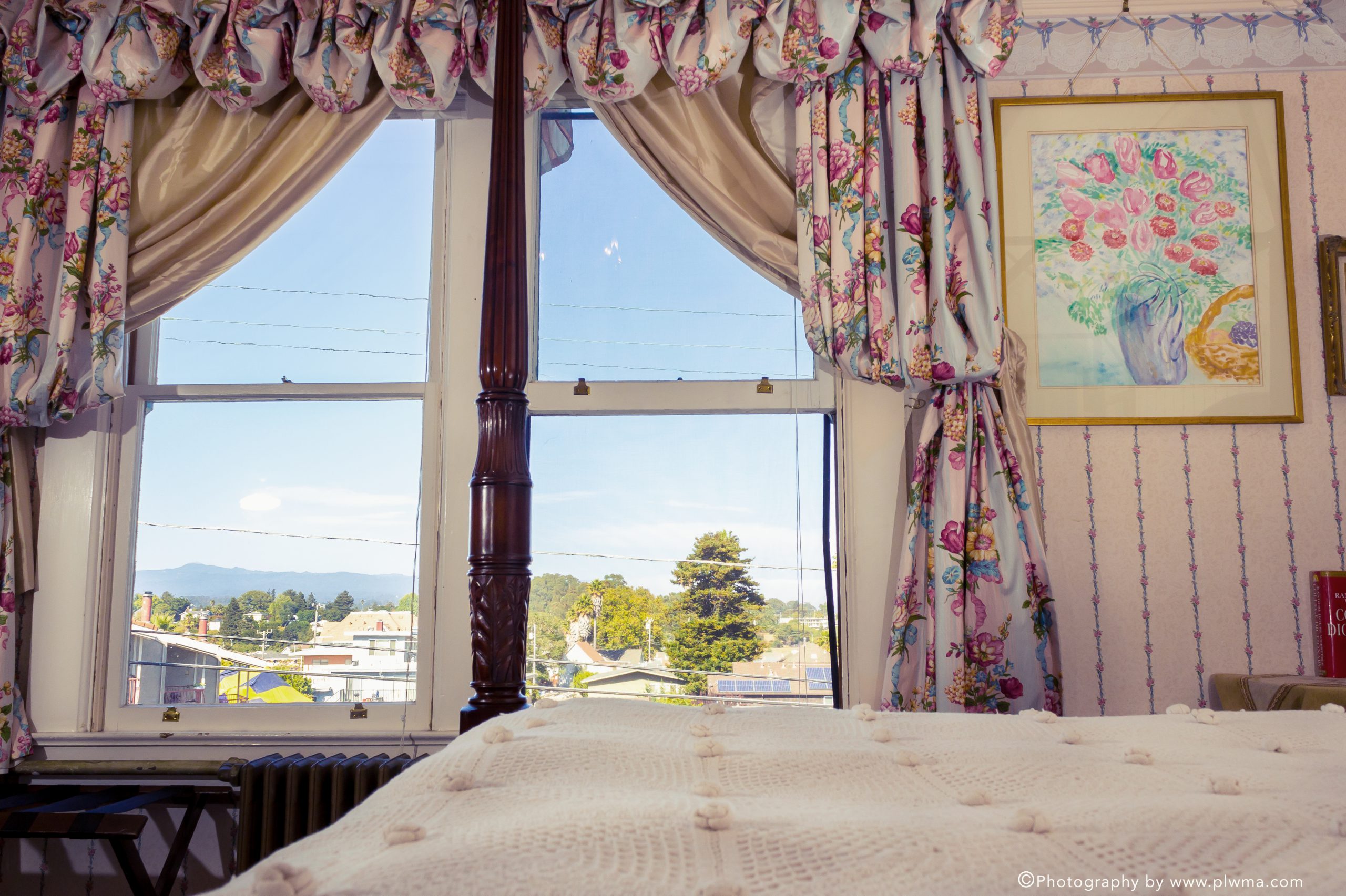 Rose Room - Cliff Crest